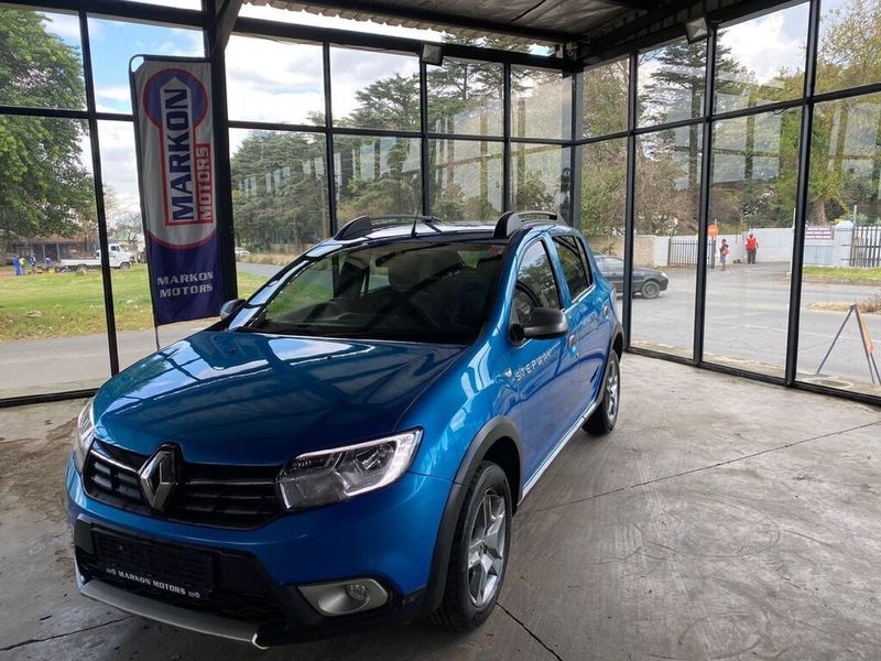 Used Renault Sandero 900T Stepway Expression for sale in Gauteng - Cars ...