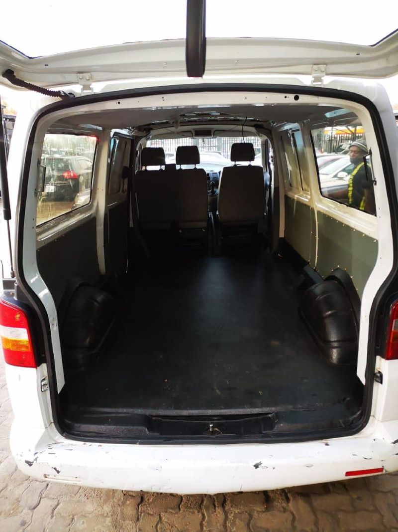 Used Volkswagen Transporter 1.9 TDI Crew Bus LWB Panel Van for sale in ...