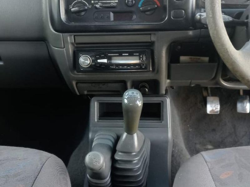 Used Mitsubishi Colt 3000 V6 Double-Cab for sale in Eastern Cape - Cars ...