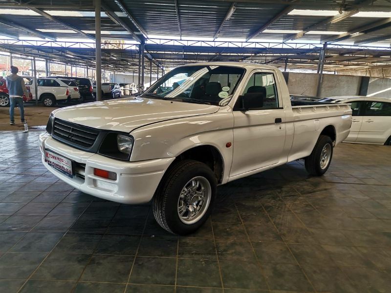 Used Mitsubishi Colt 2000 LWB Single-Cab for sale in Gauteng - Cars.co ...