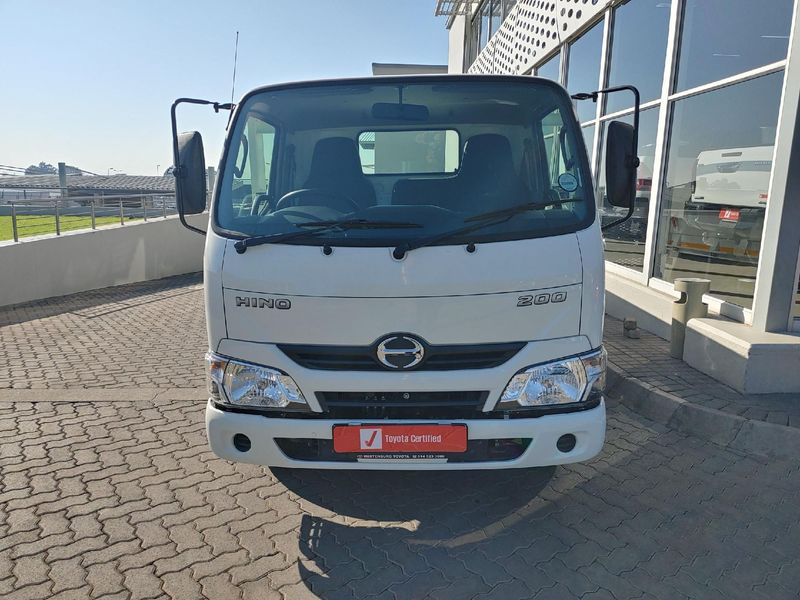 Used Hino 200 310 (FH2) 4x2 F/C for sale in North West Province - Cars ...