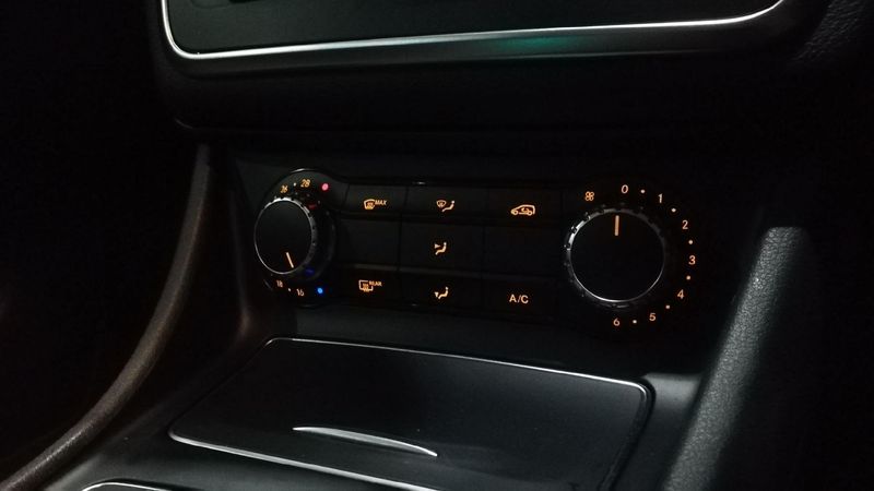 Used Mercedes-Benz CLA 220d Auto for sale in Gauteng - Cars.co.za (ID ...
