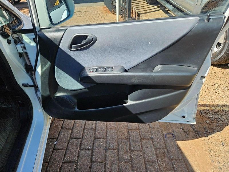 Used Honda Jazz 1.4i DSI Auto for sale in Gauteng - Cars.co.za (ID ...
