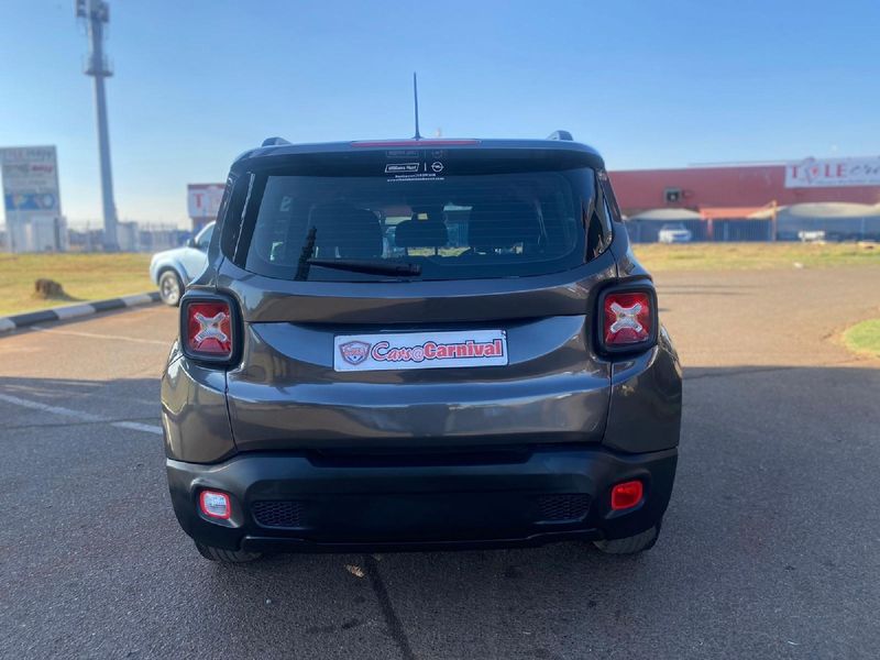 Used Jeep Renegade 1.6 E-Torq Longitude for sale in Gauteng - Cars.co.za (ID::8986106)