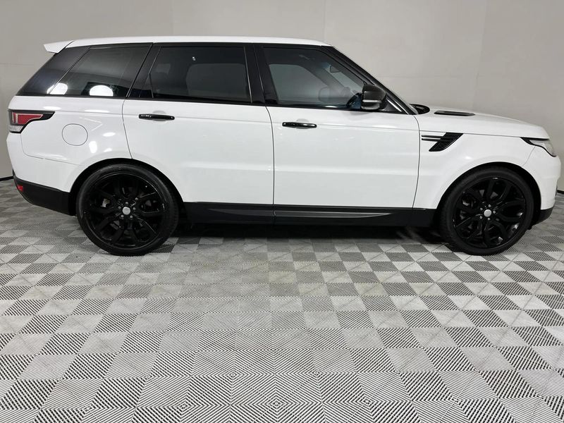 Used Land Rover Range Rover Sport 3.0 SDV6 HSE for sale in Gauteng ...
