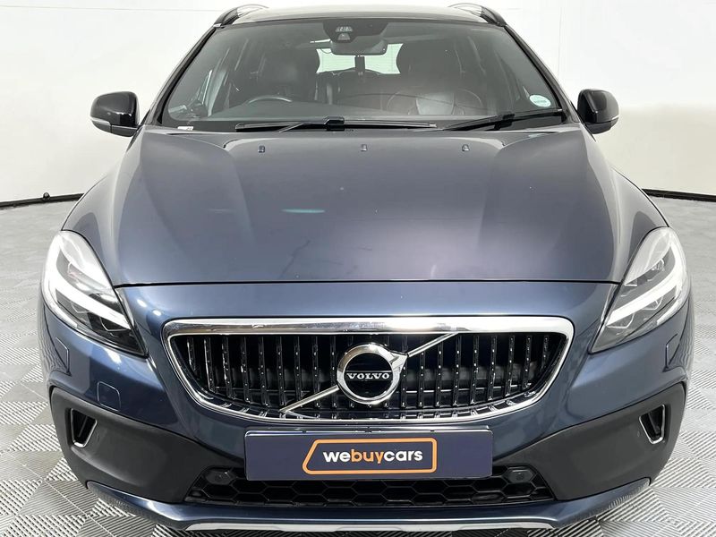 Used Volvo V40 CC D3 Momentum Auto for sale in Gauteng - Cars.co.za (ID ...