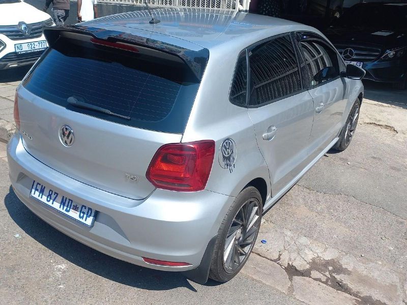 Used Volkswagen Polo 1.2 TSI Highline (81kW) for sale in Gauteng - Cars ...