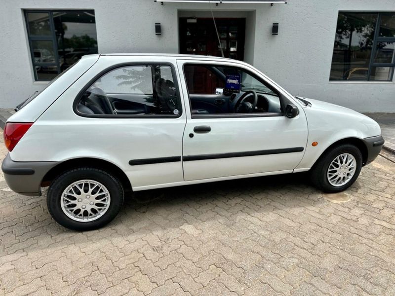 Used Mazda 121 Soho 1.4 3-dr for sale in Gauteng - Cars.co.za (ID::9091426)