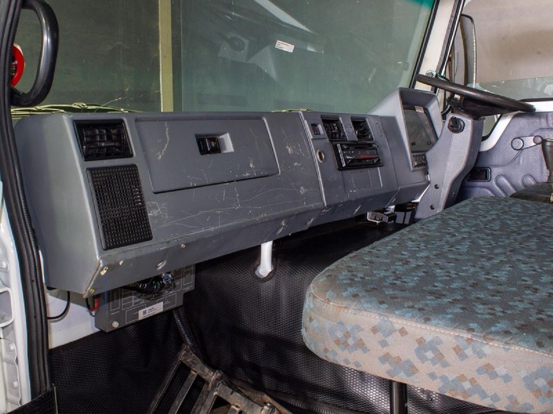 Used TATA LPT 813 EX2 F/C C/C for sale in Gauteng - Cars.co.za (ID ...