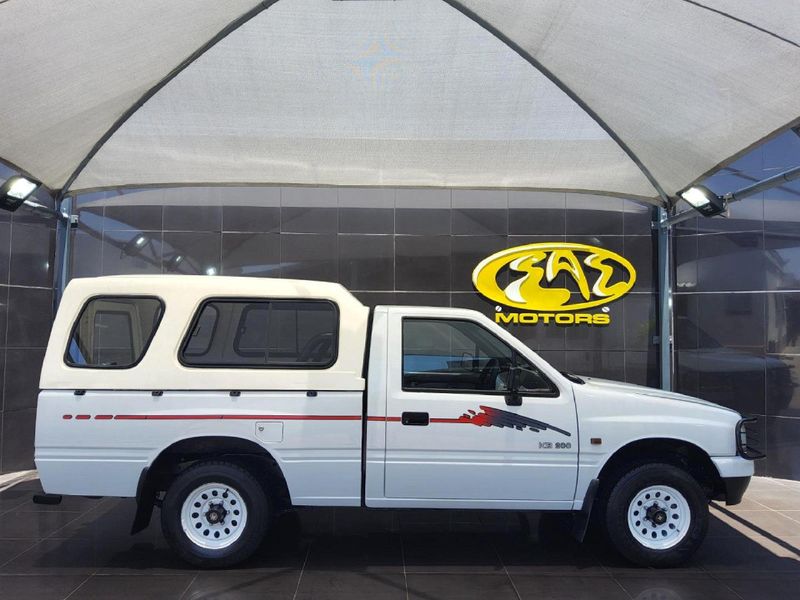 Used Isuzu KB 200 SWB LE for sale in Gauteng - Cars.co.za (ID::9157941)