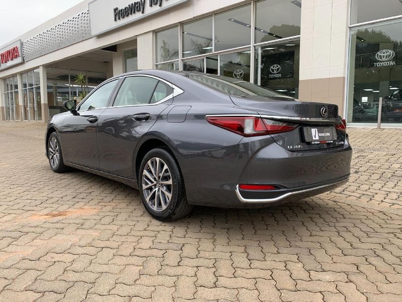 Used Lexus ES 250 EX for sale in Gauteng - Cars.co.za (ID::9192710)