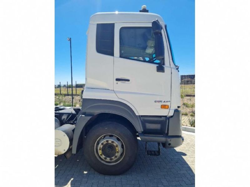 Used UD Trucks Quester GWE440 (E54) 6X4 RET A/T T/T C/C for sale in ...