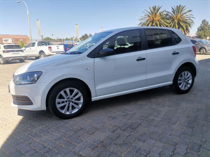 New Volkswagen Polo Vivo 1.4 Trendline 5-dr for sale in Gauteng - Cars.co.za (ID::9215287)