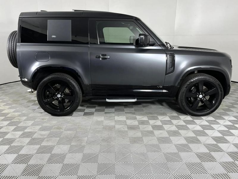 Used Land Rover Defender 90 P525 V8 Carpathian Edition (386kW) for sale ...