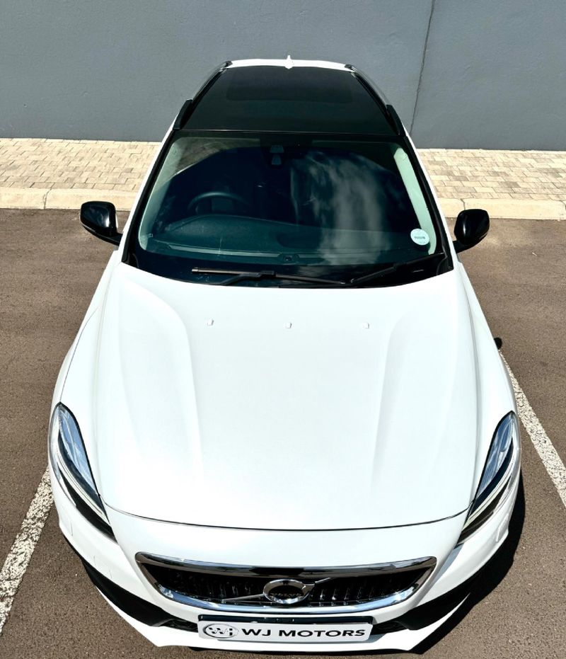 Used Volvo V40 CC D3 Momentum Auto for sale in Gauteng - Cars.co.za (ID ...