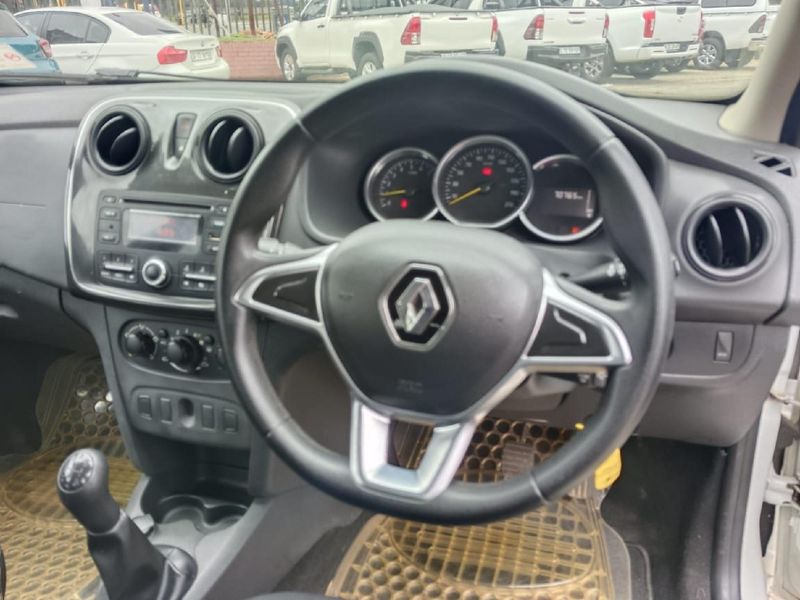 Used Renault Sandero 900T Expression for sale in Gauteng - Cars.co.za ...