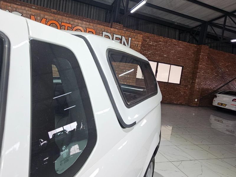 Used Nissan NP200 1.6 CANOPY for sale in Mpumalanga - Cars.co.za (ID ...
