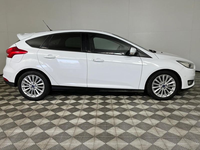 Used Ford Focus 1.5 EcoBoost Trend 5-dr for sale in Gauteng - Cars.co ...