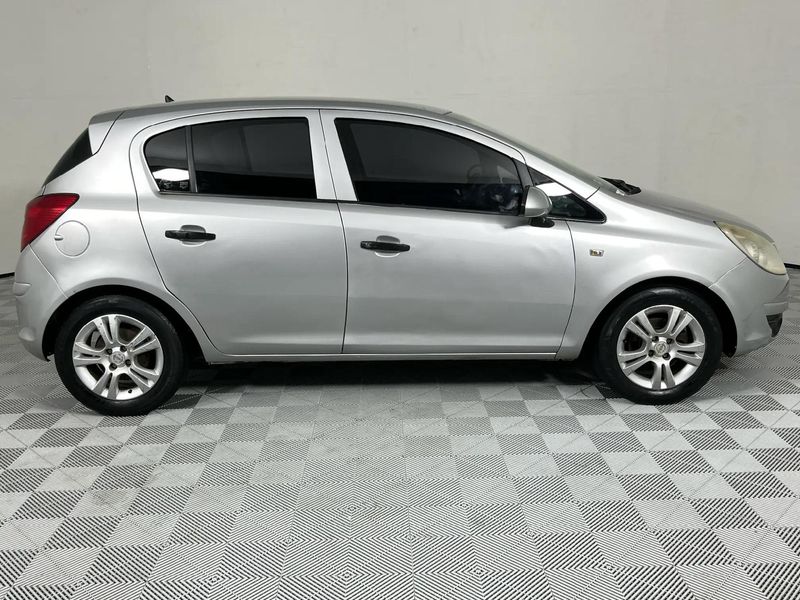 Used Opel Corsa 1.4 Essentia 5-dr for sale in Gauteng - Cars.co.za (ID ...