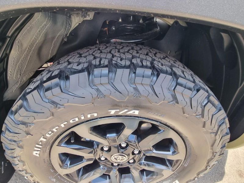 New Toyota Hilux 2.8 GD-6 Raised-Body Legend RS 4x4 Auto Double-Cab for ...