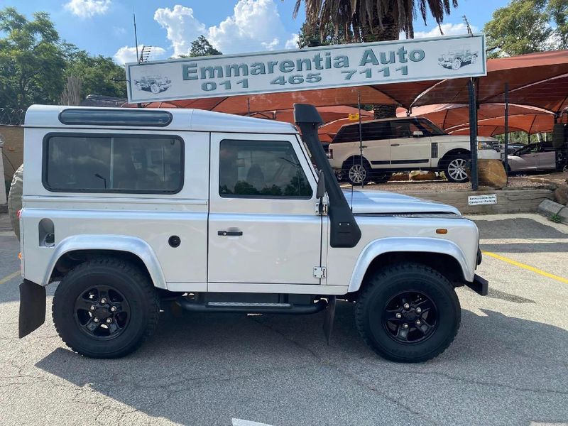 Used Land Rover Defender 90 Puma Station Wagon for sale in Gauteng ...