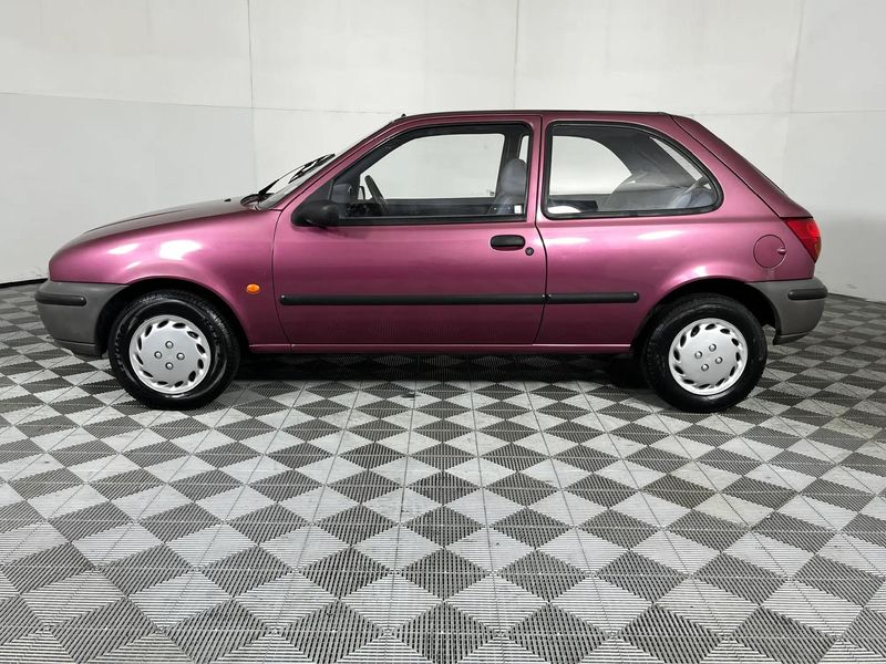 Used Mazda 121 Soho 1.3 3-dr for sale in Western Cape - Cars.co.za (ID ...