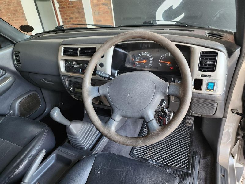 Used Mitsubishi Colt Clubcab 3000i Single-Cab for sale in North West ...