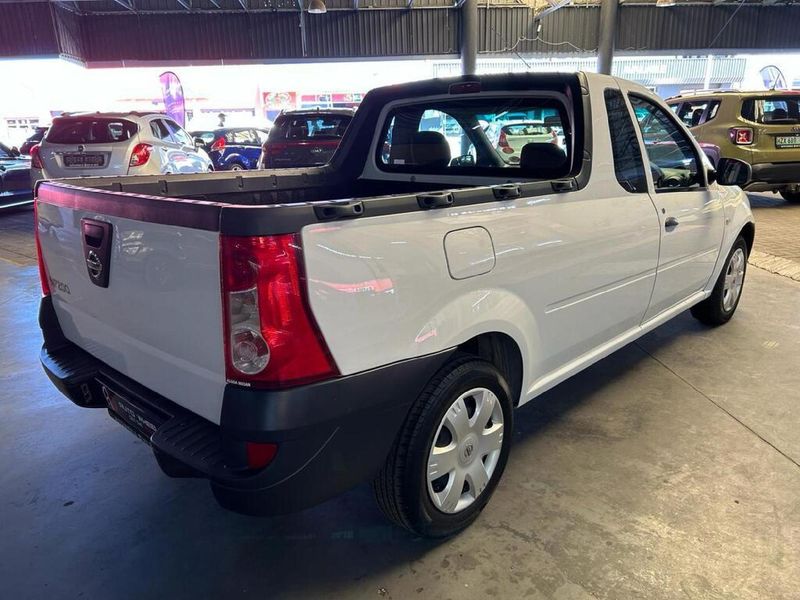 Used Nissan NP200 1.6 S for sale in Free State - Cars.co.za (ID::9278403)