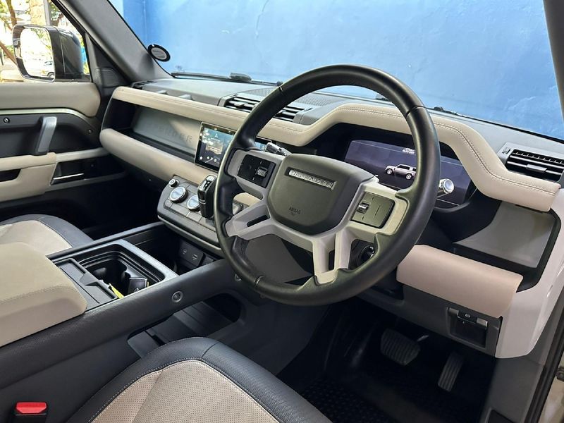 Used Land Rover Defender 110 D300 SE X-Dynamic (221kW) for sale in ...