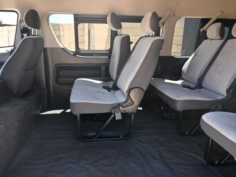 Used Toyota Quantum 2.7 10-seat for sale in Gauteng - Cars.co.za (ID ...