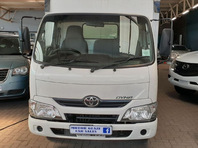 Used Toyota Dyna 4-093 F/Lift 1.5 Ton F/C C/C for sale in Gauteng ...