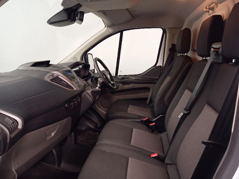 Used Ford Transit Custom 2.2 TDCi Ambiente LWB 92kW Panel Van for sale ...