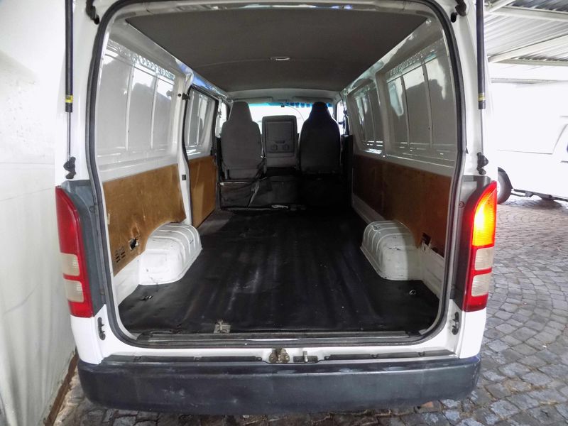 Used Toyota Quantum 2.7 Panel Van for sale in Gauteng - Cars.co.za (ID ...