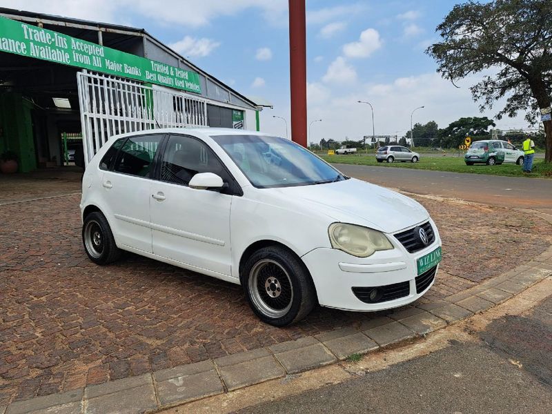 Used Volkswagen Polo Classic 1.6 Comfortline for sale in Gauteng - Cars ...