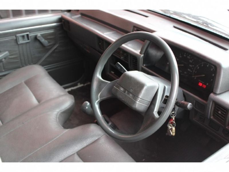 Used Mitsubishi Colt 2000 SWB Single-Cab for sale in Gauteng - Cars.co ...