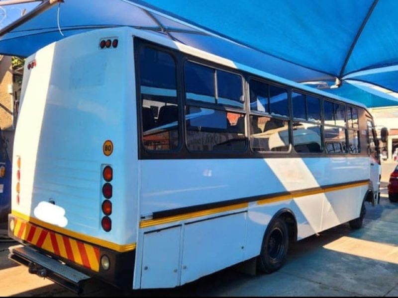 Used TATA LPT 1518 F/C C/C for sale in Gauteng - Cars.co.za (ID::9336291)