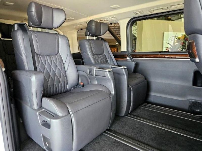 New Toyota Quantum 2.8 VX 6-seat for sale in Gauteng - Cars.co.za (ID ...