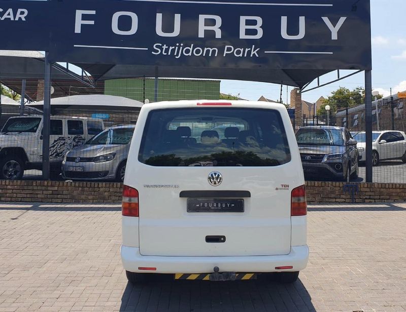 Used Volkswagen Transporter Crew Bus 2.5 TDI 4Motion LWB Panel Van for ...