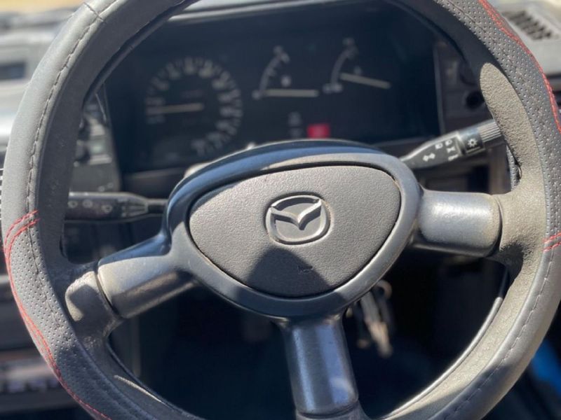 Used Mazda 323 130 Sting Sedan for sale in Gauteng - Cars.co.za (ID ...