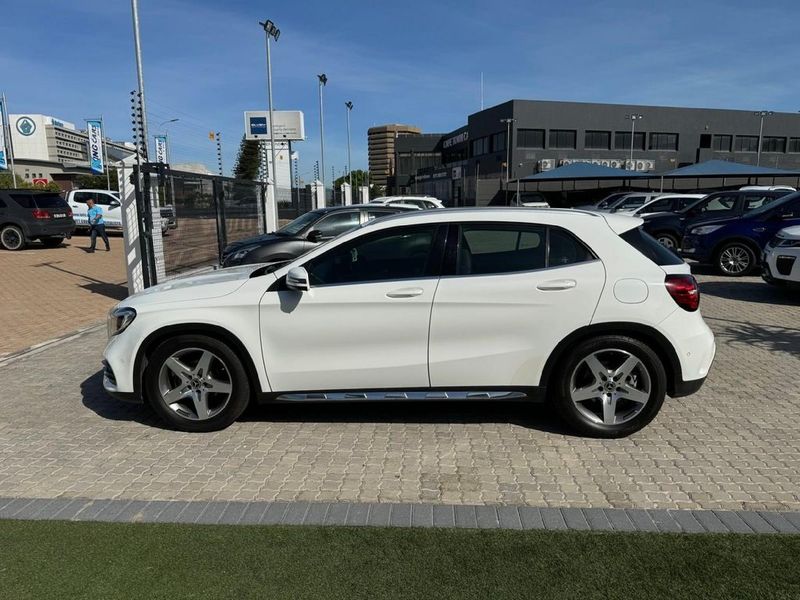Used Mercedes-Benz GLA 200d Auto for sale in Western Cape - Cars.co.za ...