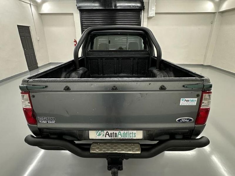 Used Ford Ranger 2500D LWB Single-Cab for sale in Eastern Cape - Cars ...