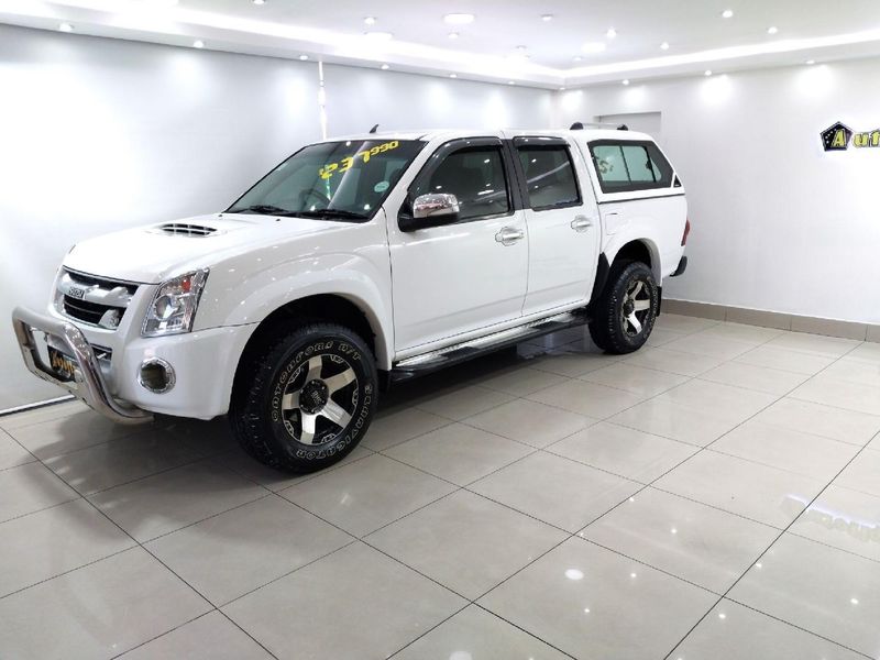 Used Isuzu KB 300 D-Teq LX Double-Cab for sale in Kwazulu Natal - Cars ...