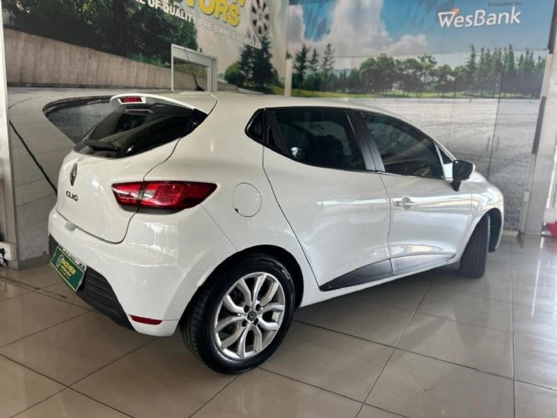 Used Renault Clio IV 1.2T Expression Auto 5-dr (88kW) for sale in ...