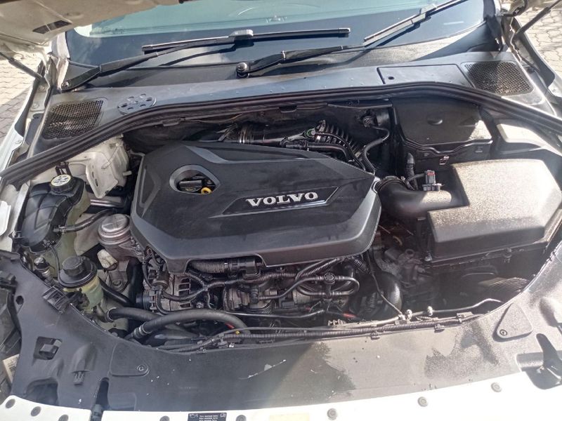 Used Volvo S60 T3 Elite for sale in Gauteng - Cars.co.za (ID::9378227)