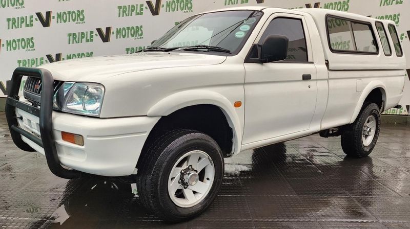 Used Mitsubishi Colt 2400i LWB 4x4 Trailbuster Single-Cab for sale in ...