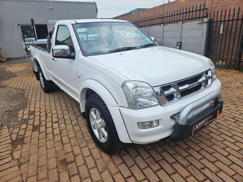 Used Isuzu KB 300 TDi LX Single-Cab for sale in Gauteng - Cars.co.za ...