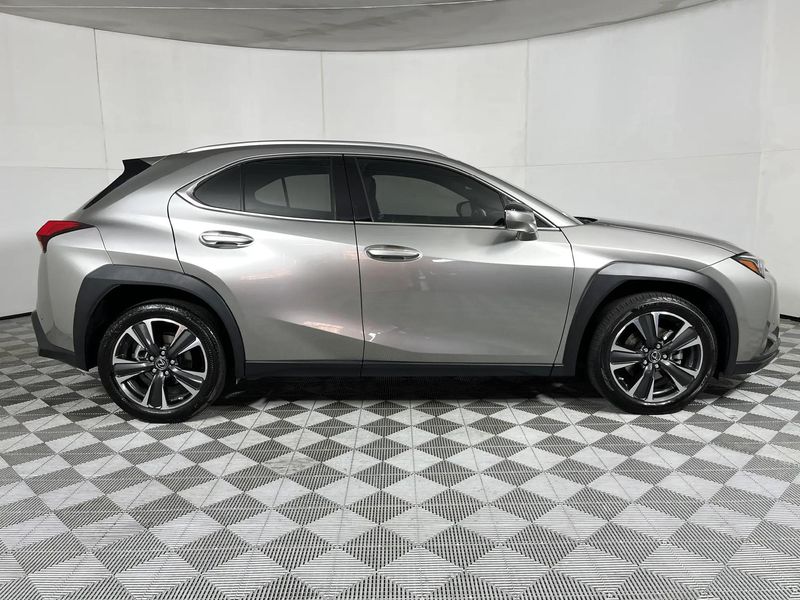 Used Lexus UX 200 EX for sale in Western Cape - Cars.co.za (ID::9403275)