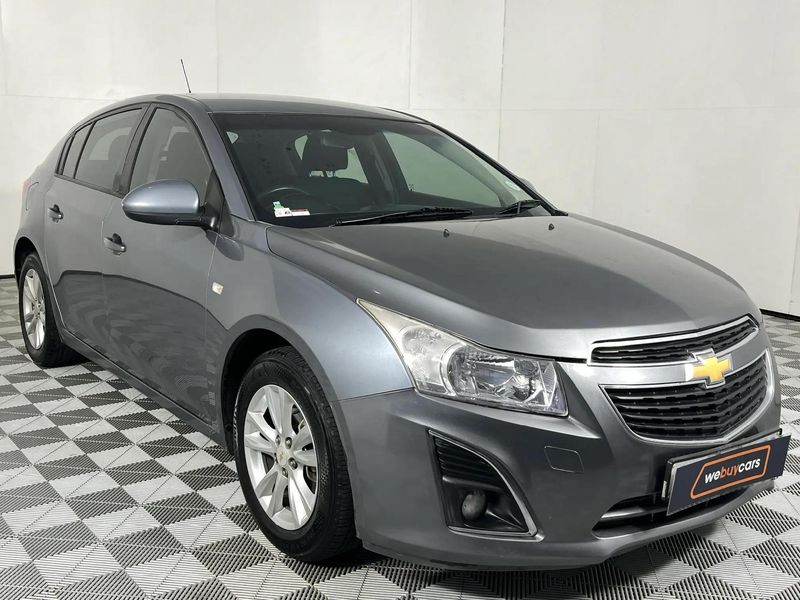 Used Chevrolet Cruze 1.6 LS Hatch for sale in Eastern Cape - Cars.co.za (ID::9409746)