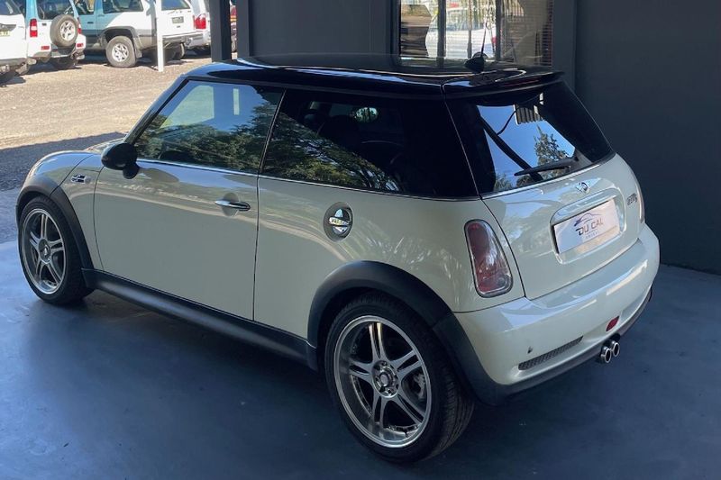 Used MINI Hatch Cooper S for sale in North West Province - Cars.co.za ...
