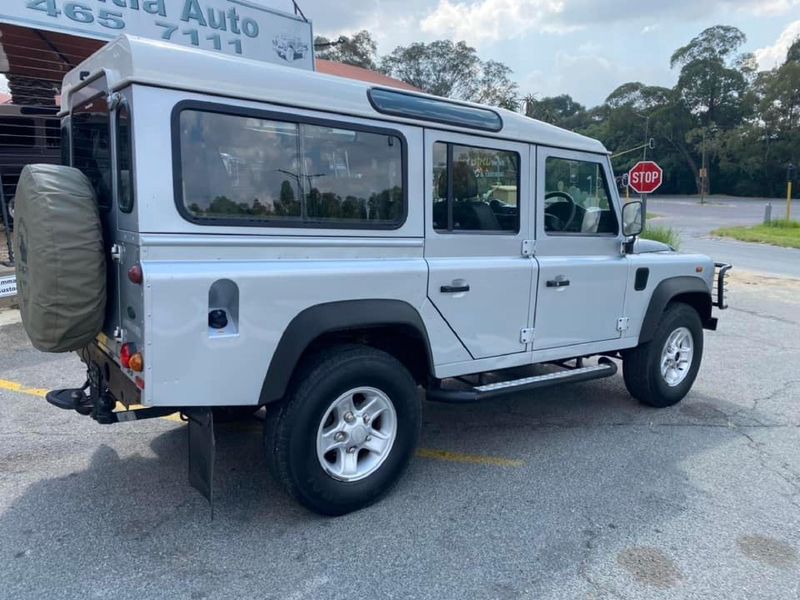 Used Land Rover Defender 110 Puma Station Wagon for sale in Gauteng ...